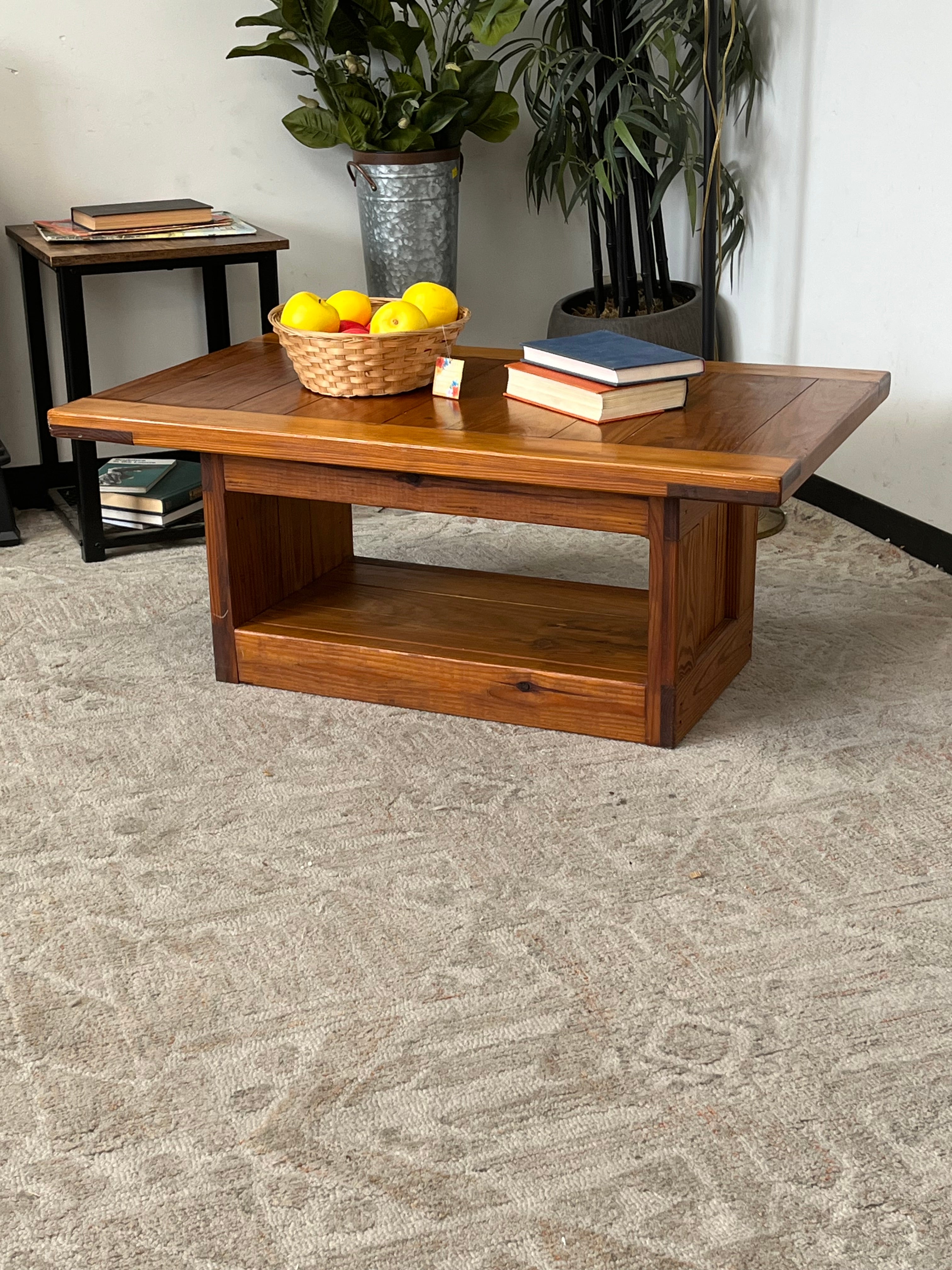 Craftsman Style Coffee Table – SAN GABRIEL VALLEY HABITAT FOR HUMANITY
