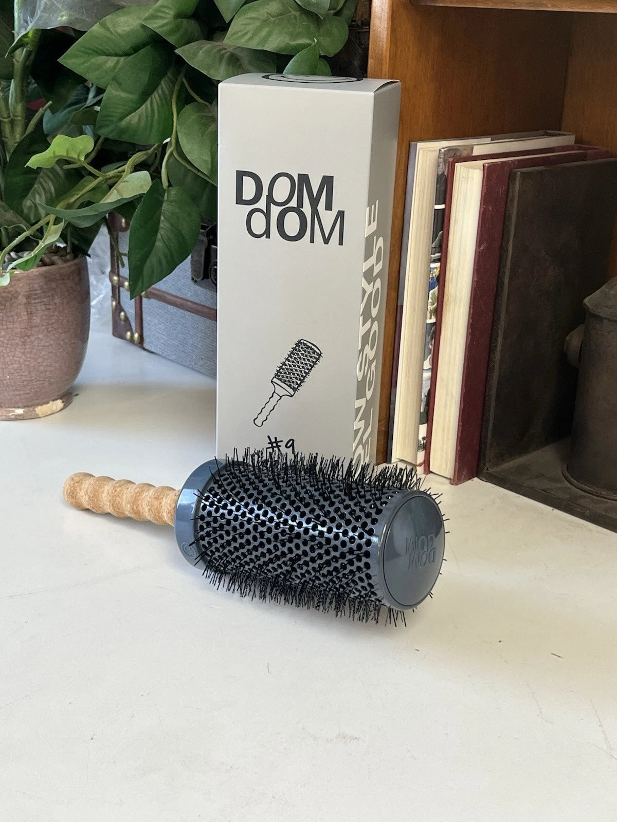 Dom Dom Ceramic Brush #9 Large – SAN GABRIEL VALLEY HABITAT FOR HUMANITY